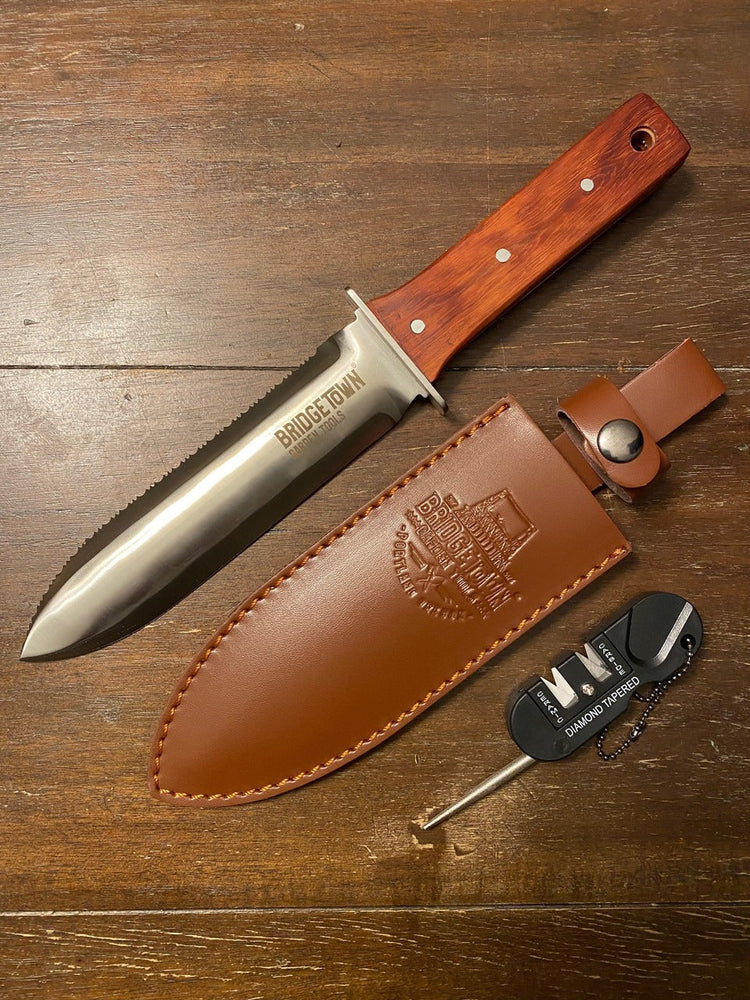A Beginner's Guide to the Hori Hori Garden Knife: Your Essential Garde ...